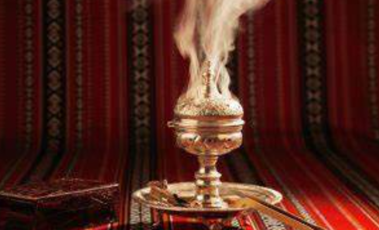 Mengenal Wewangian Bukhur dan Manfaatnya - Hasiltani.id