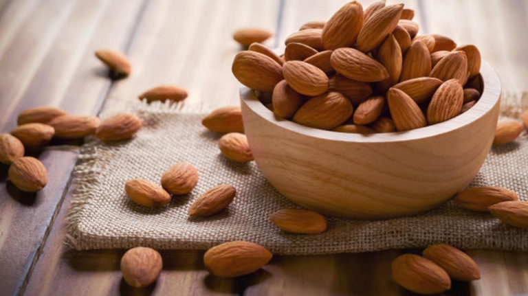 Manfaat Kacang Almond untuk Kesehatan yang Perlu Sobat Ketahui